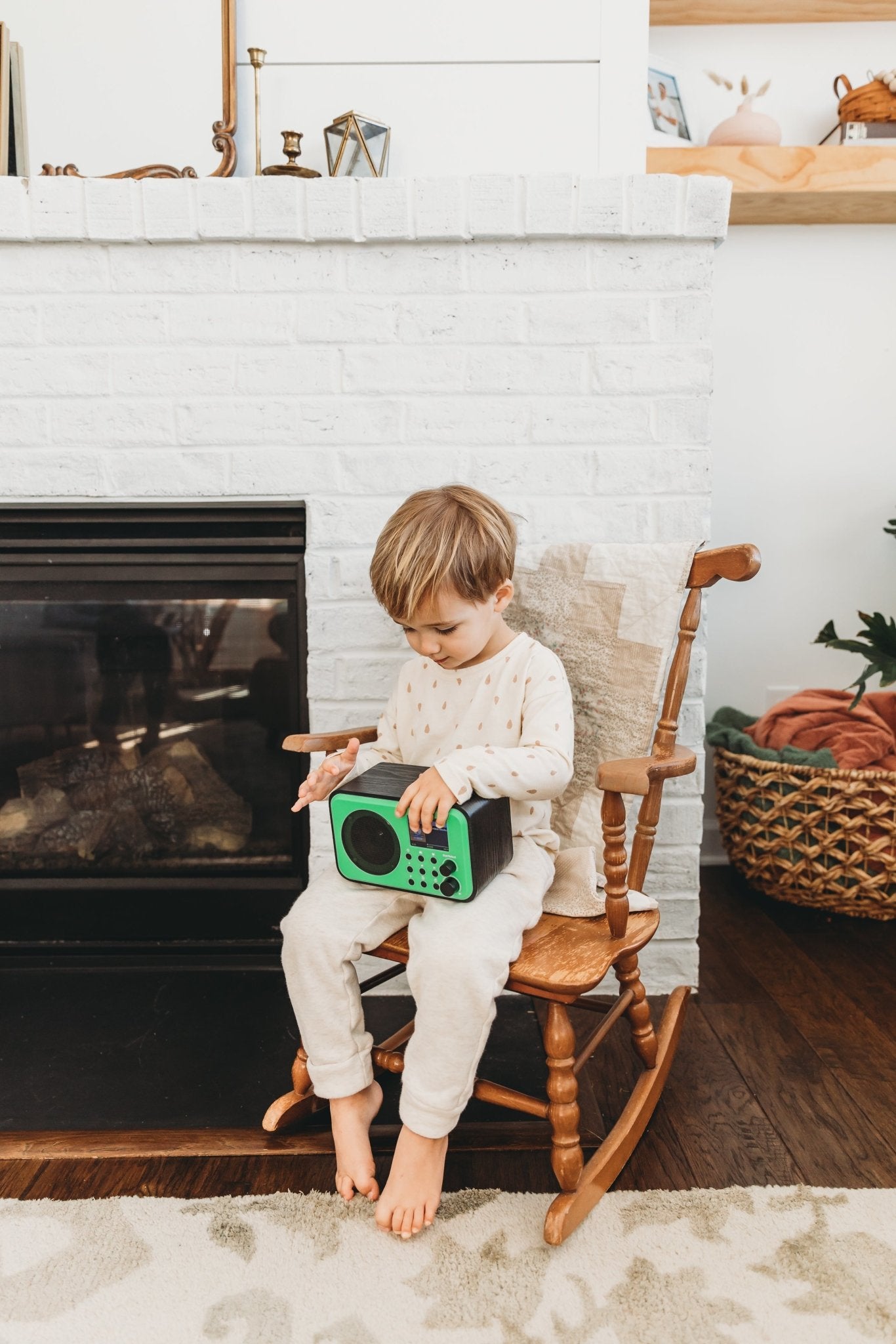 Storybutton: Kids Podcast Audio Player for Endless Learning & Fun