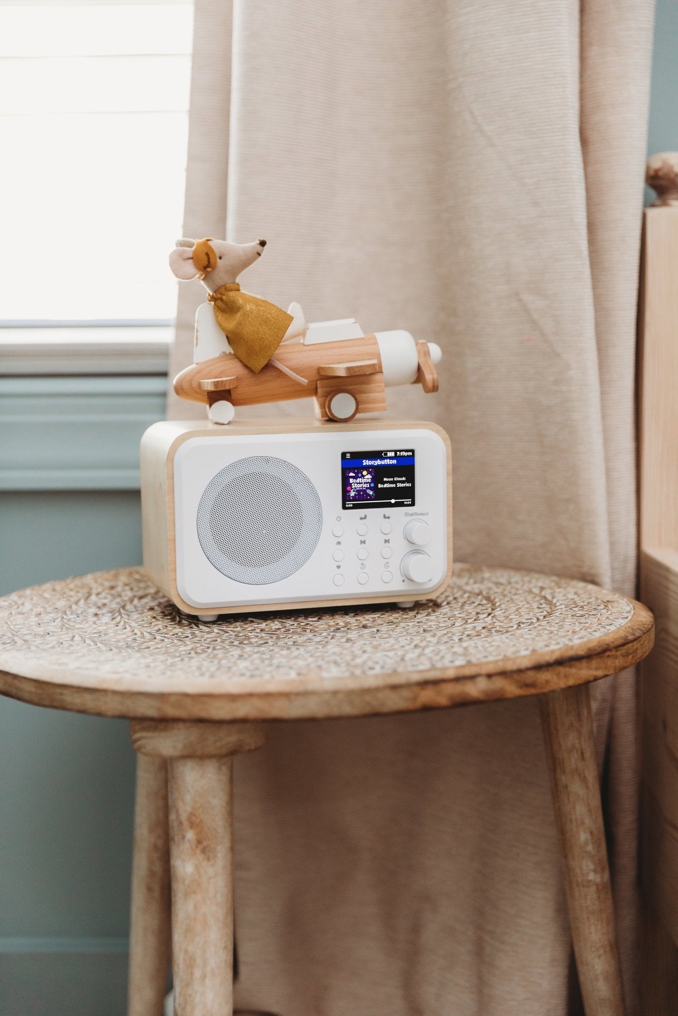 Storybutton: Kids Podcast Audio Player for Endless Learning & Fun